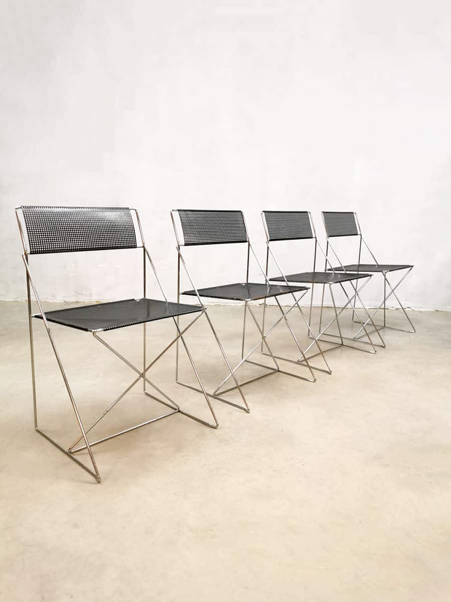 Vintage stacking dining chairs ‘X-line’ Niels Haugesen Hybodan | Bestwelhip