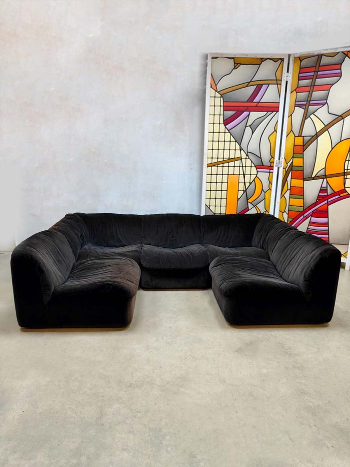 Italian vintage modular sofa ‘Deca’ Tito Agnoli Arflex | Bestwelhip