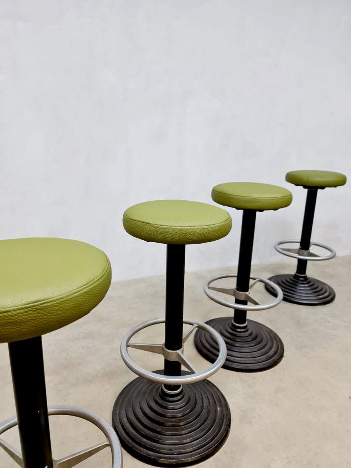 Vintage barstools stool barkrukken kruk Industrieel 70’s | Bestwelhip