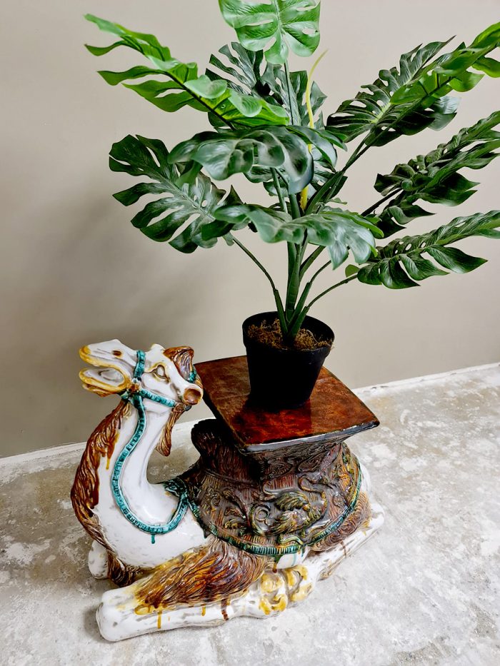 Vintage ceramic Camel side table plantstand plantentafel Kameel ...