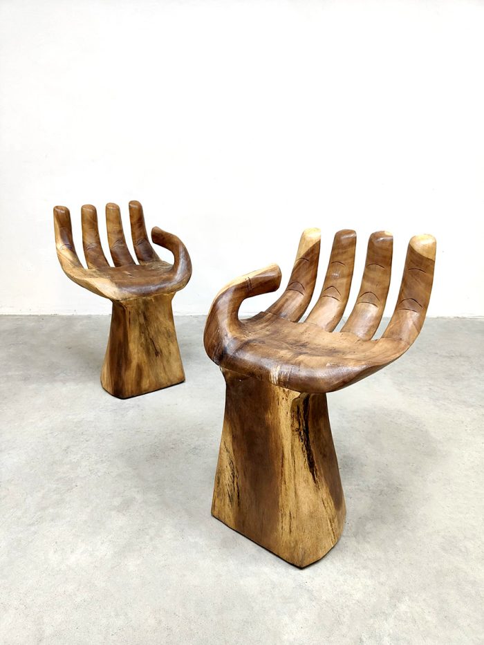 Wooden handcrafted carved chair stool houten hand stoel kruk | Bestwelhip