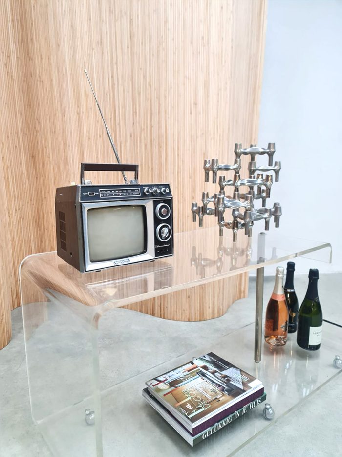 Eighties vintage Italian design plexiglass tv cabinet display side ...